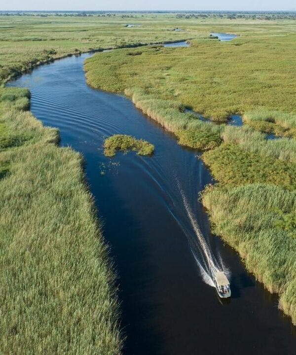 About us - Xaro Lodge